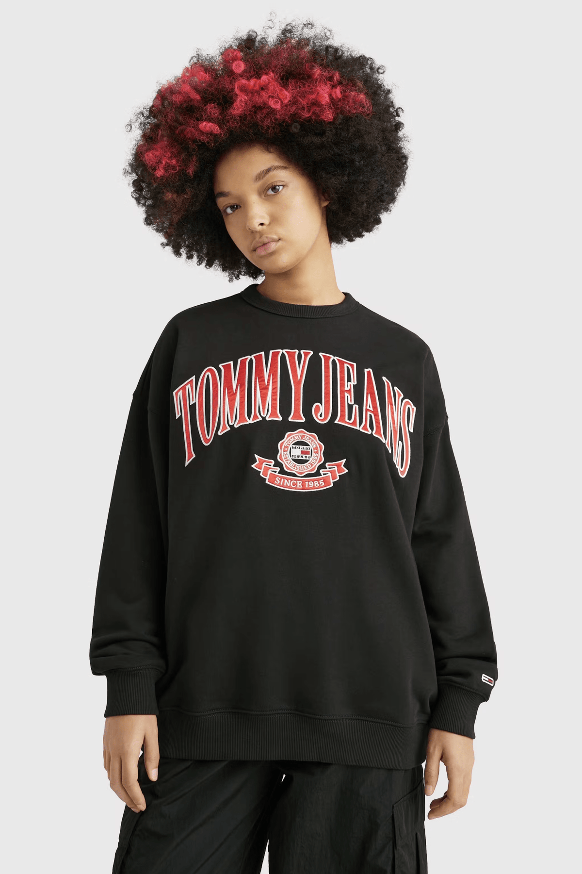 TOMMY JEANS WOMENS VARSITY PREP CREW - BLACK – Pretty Rad Store