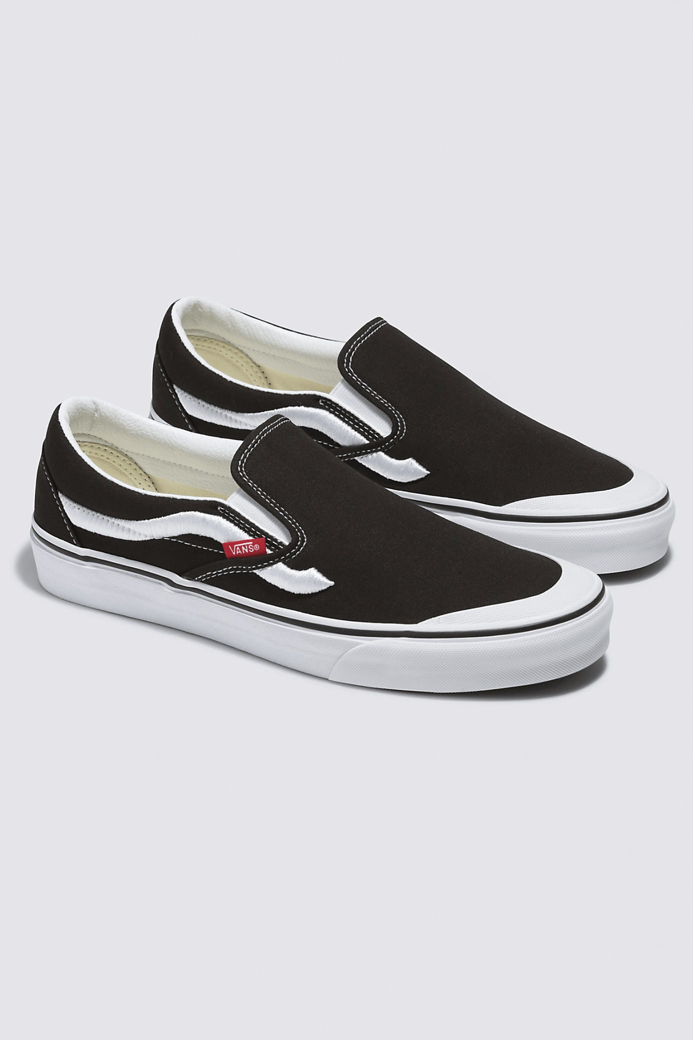 VANS CLASSIC SLIP ON 138 SIDESTRIPE - BLACK/TRUE – Pretty Rad Store