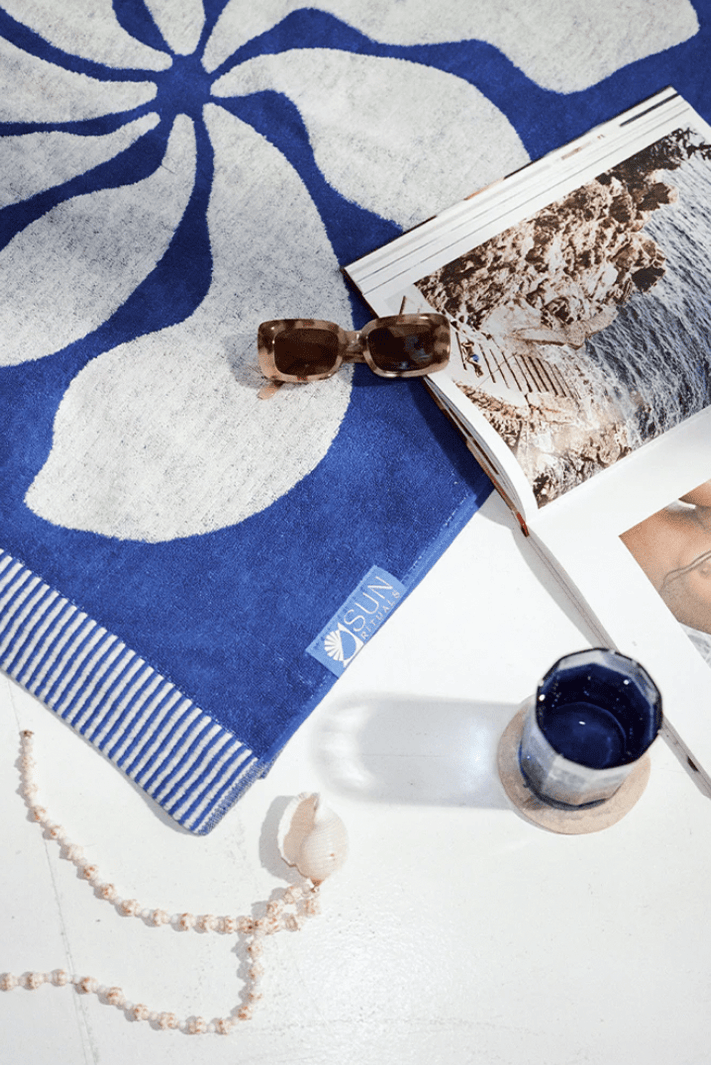 SUN RITUALS LAGOS TOWEL - SEA BLUE – Pretty Rad Store